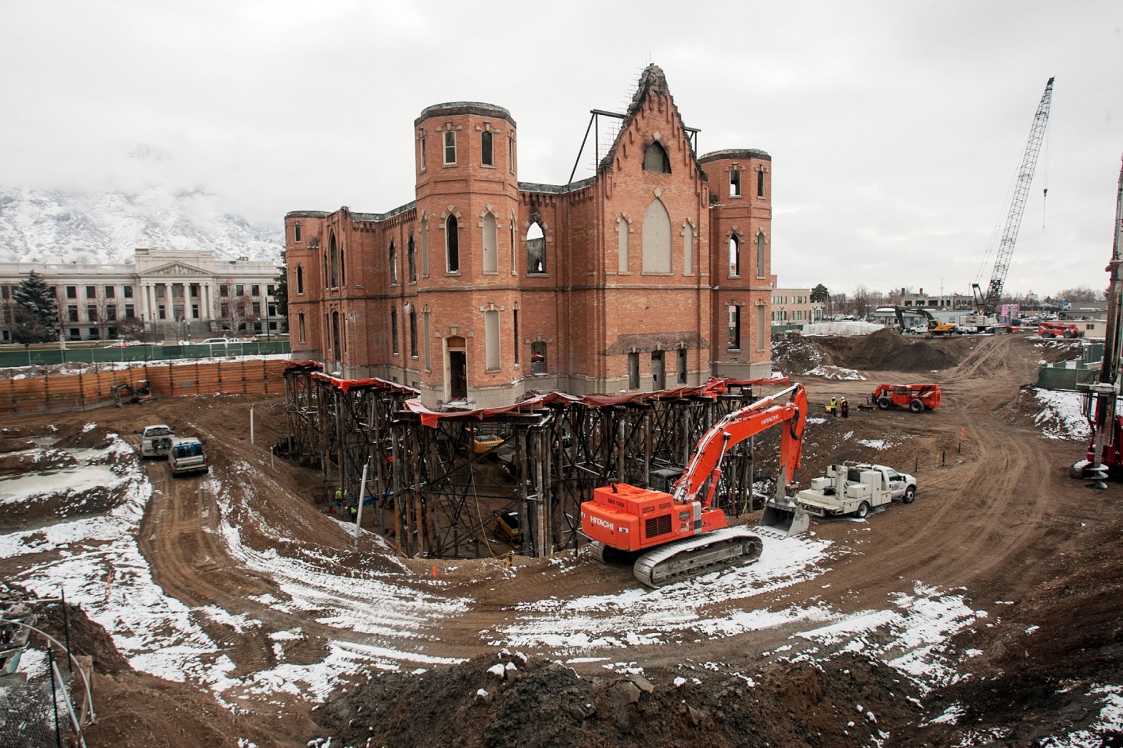 Scott G Winterton Photographer: Provo Tabernacle