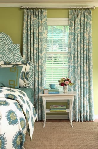 Design Solutions: A bed between two windows | Home Emilys Breakfast