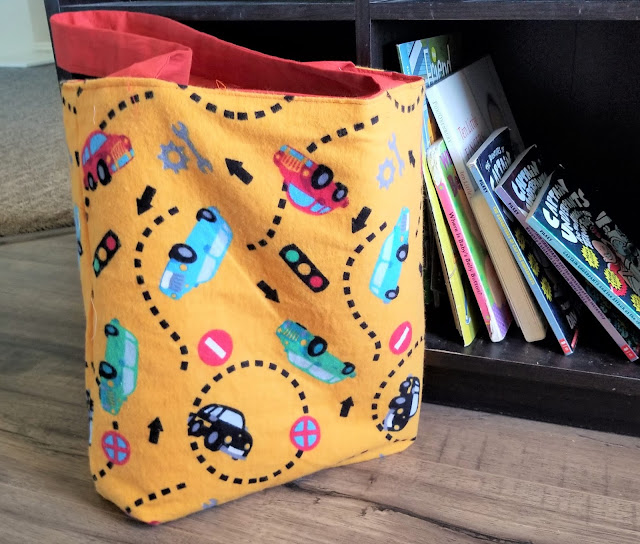 Summer Reading Reversible Book Bag Pattern | Sew Simple Home