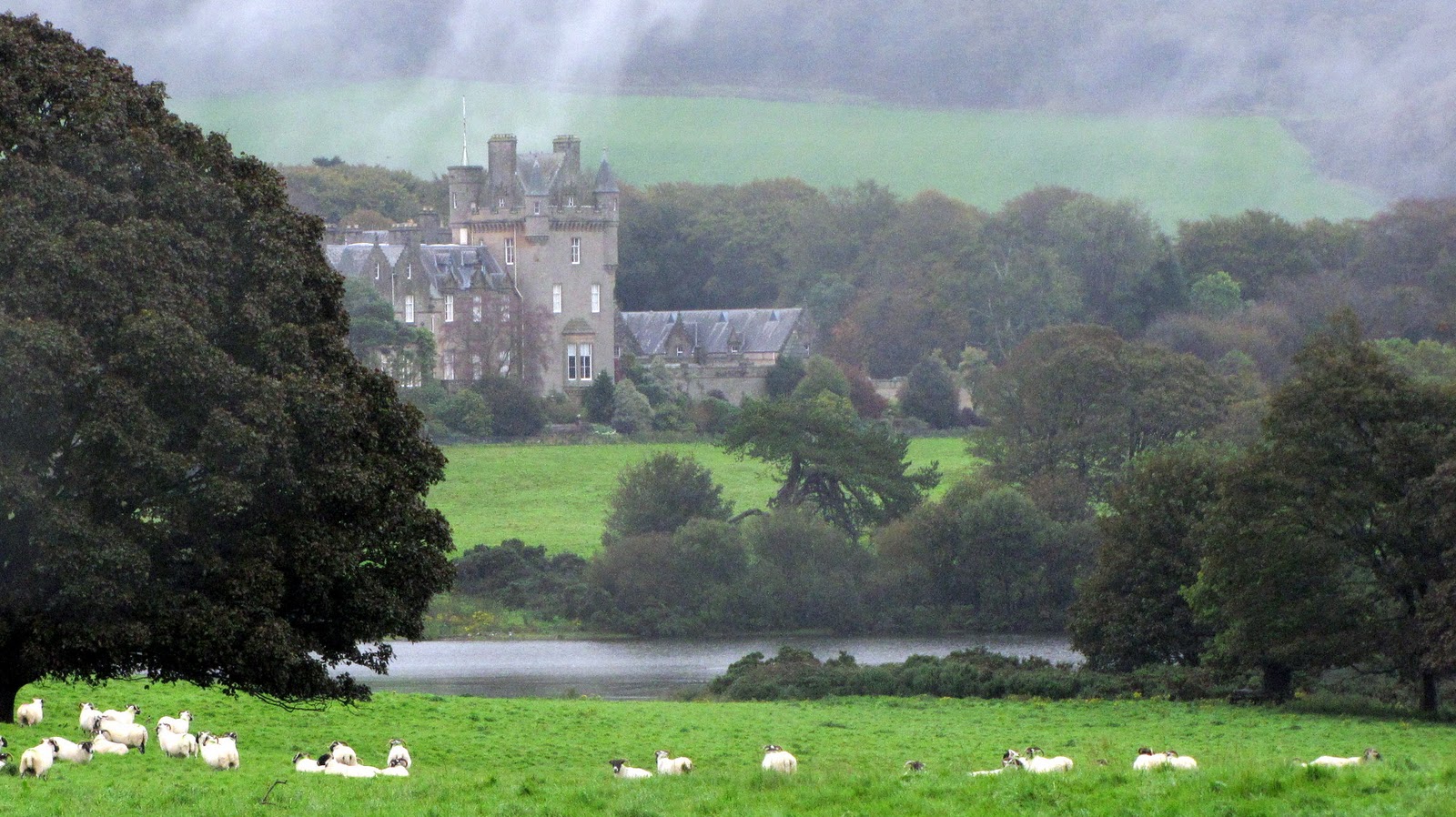 The Glebe Blog: Wigtownshire Ramblers Castle Kennedy Circular October 2011