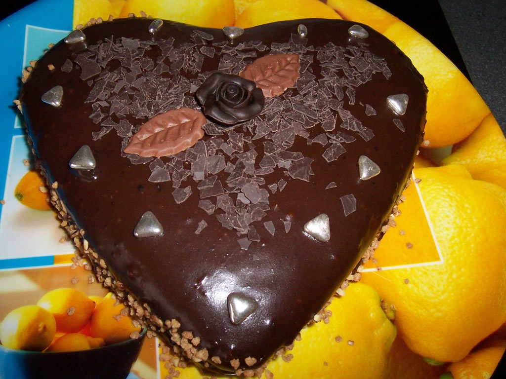 Gastronomia, o arta: Torturi în formă de inimă