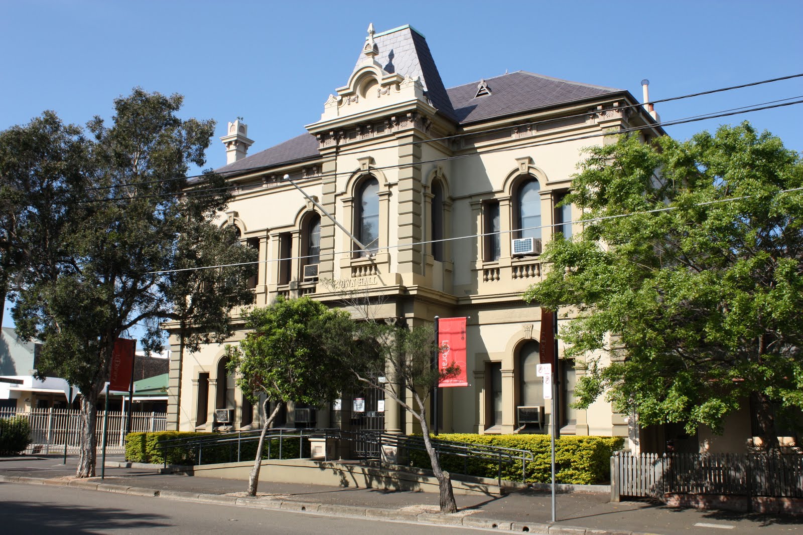 Sydney - City and Suburbs: July 2011