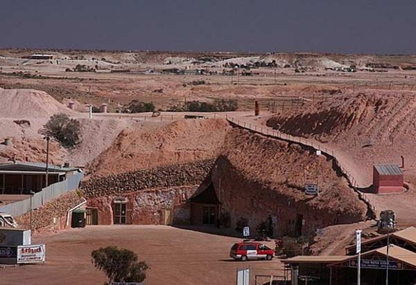 24 Time Information: An amazing place where people lives under the earth.