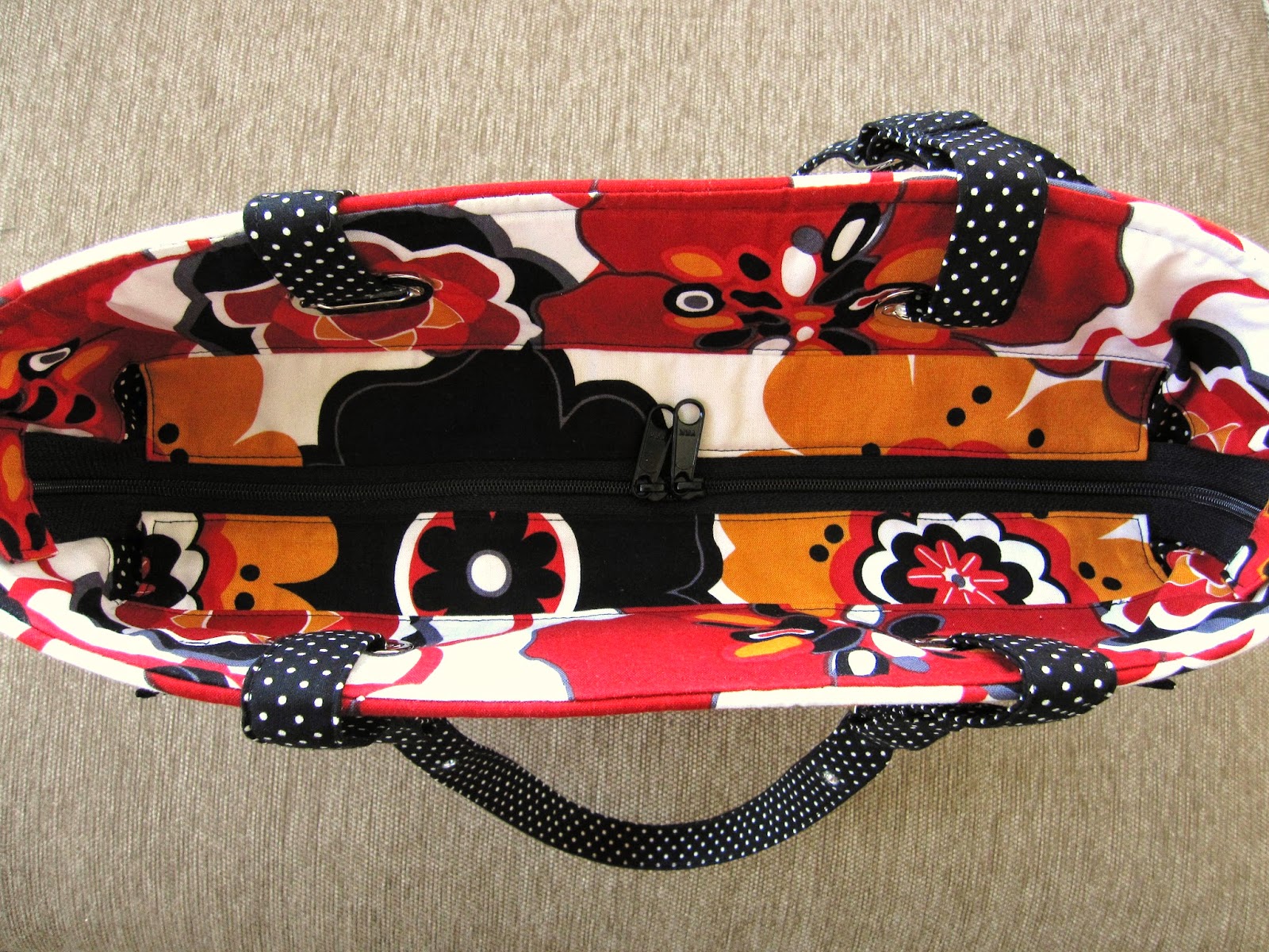 shades of BOLD : The New Totes Ma Tote Bag