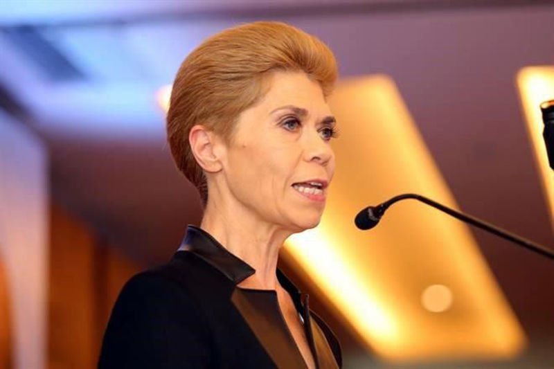 El ABOGADO DEL DIABLO: ¿Beatriz Pagés es hermana de David Bowie?