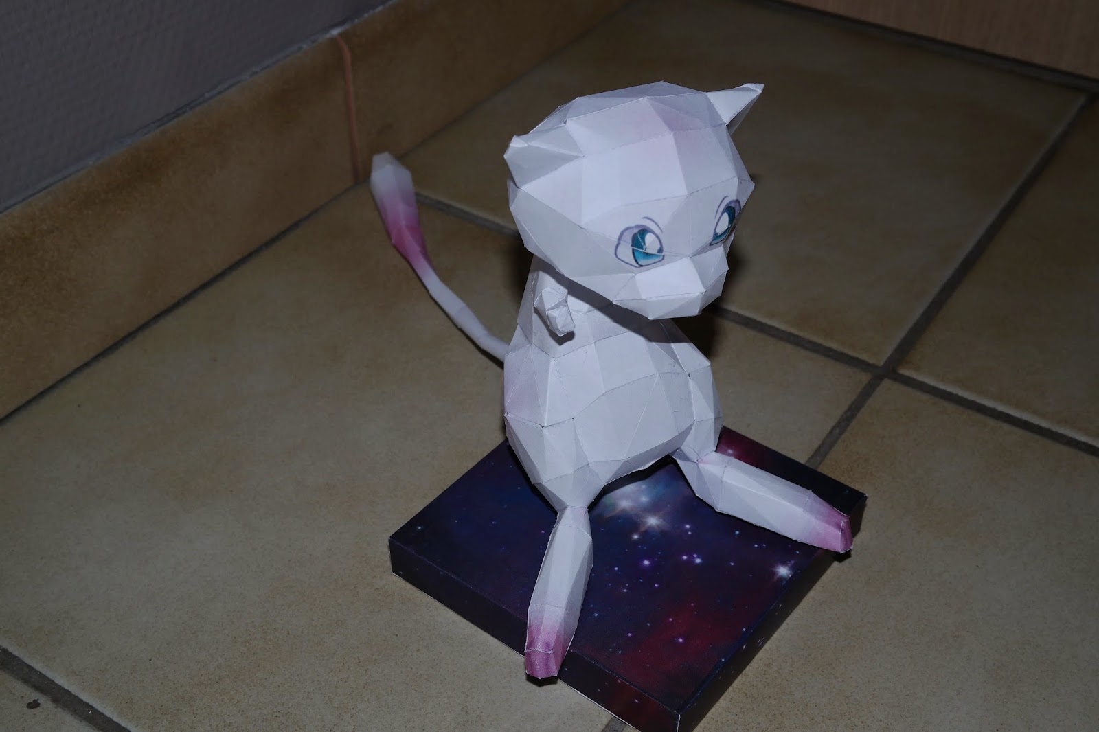 Papercraft: Mew - pokemon