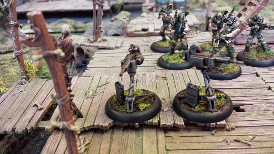 GMorts Chaotica: Aliens Vs Predator Miniatures Game - Painted ...