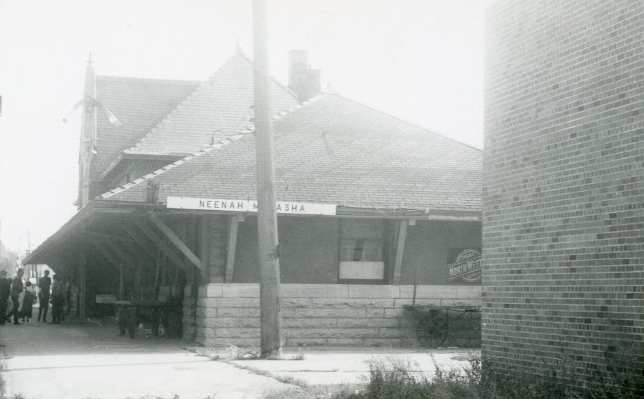 MENASHA: CNW Station 1969