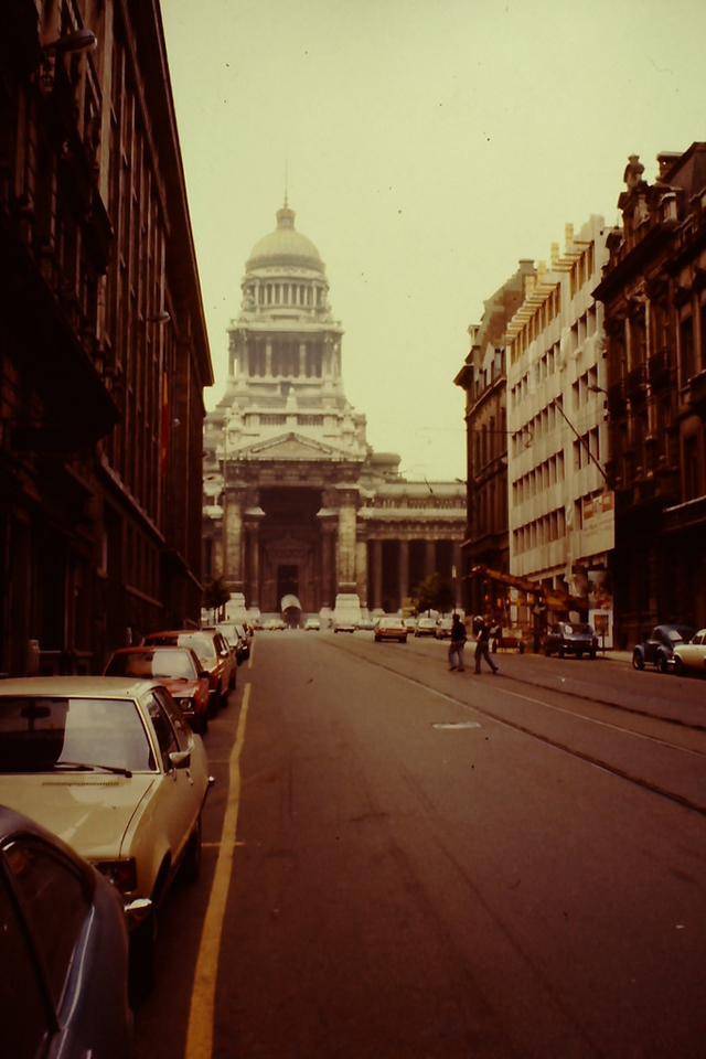 27 Incredible Color Photographs Documented Everyday Life of Brussels ... 27 Incredible Color Photographs Documented Everyday Life of Brussels ...