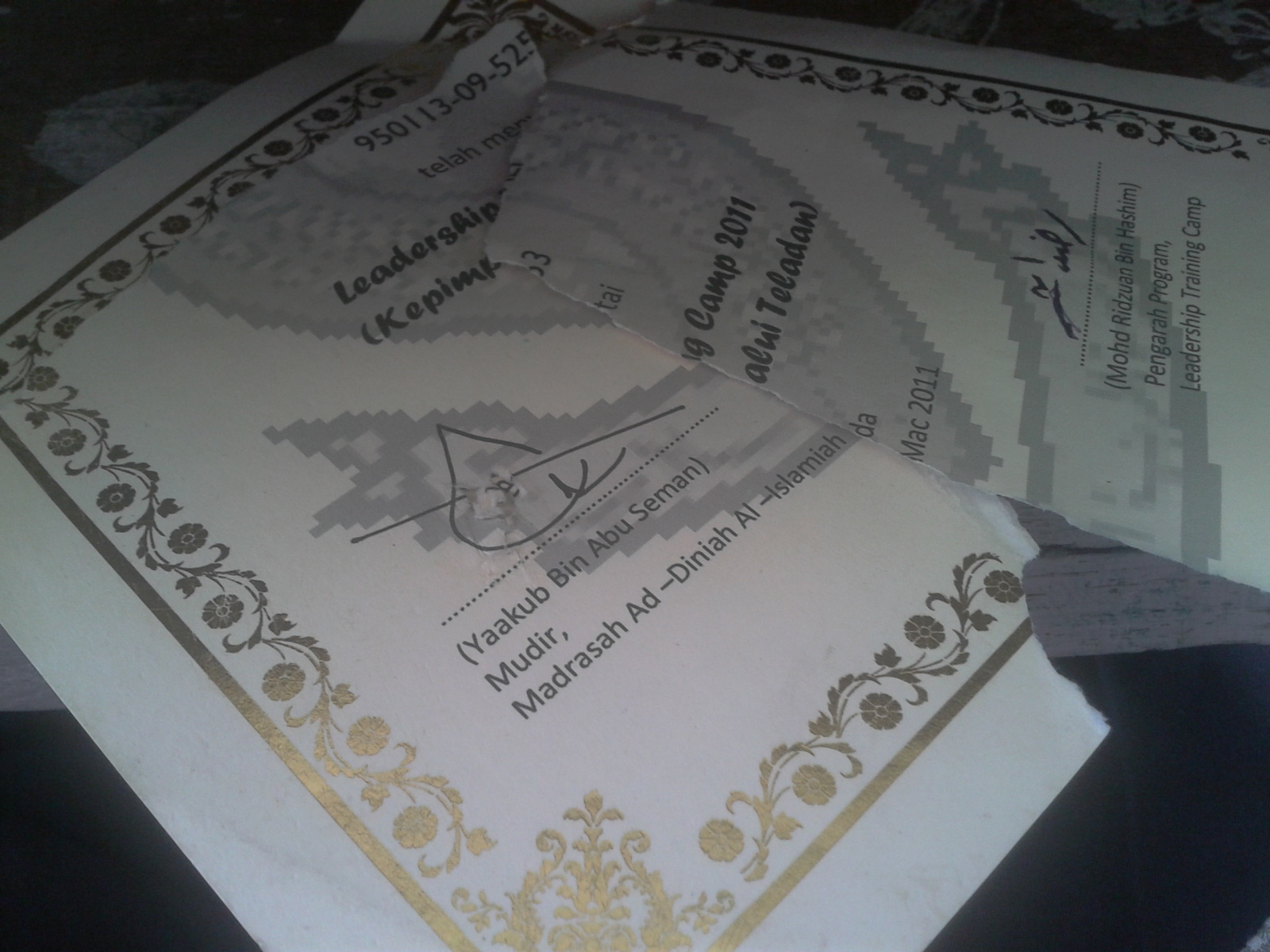 Kalam Dari Pondok Tua: Nilai Sekeping Sijil Dengan Harga 50 Sen...