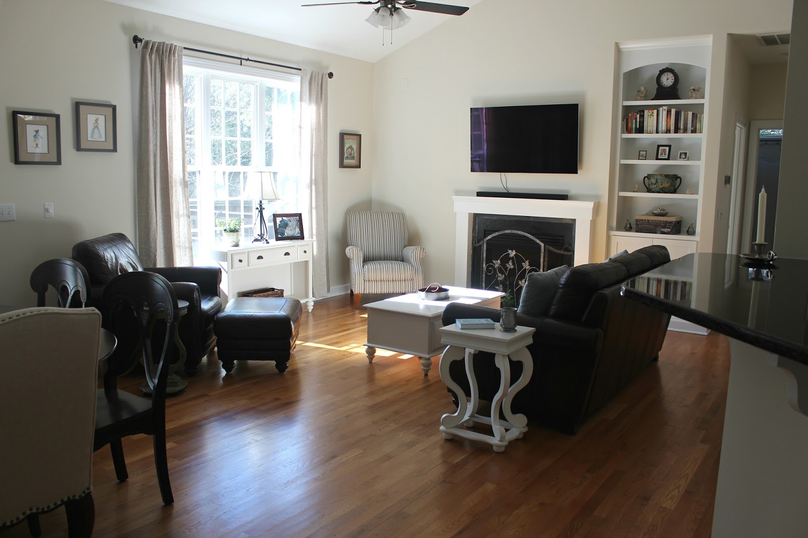 Tales from The Raspberry Rabbits: "In a Fix" - the Living Room