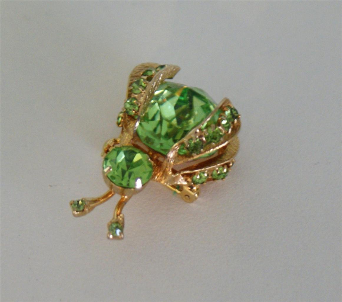 VINTAGE WARNER GREEN RHINESTONE BUG BEE GOLDTONE PIN ~ Gold Crafters ...
