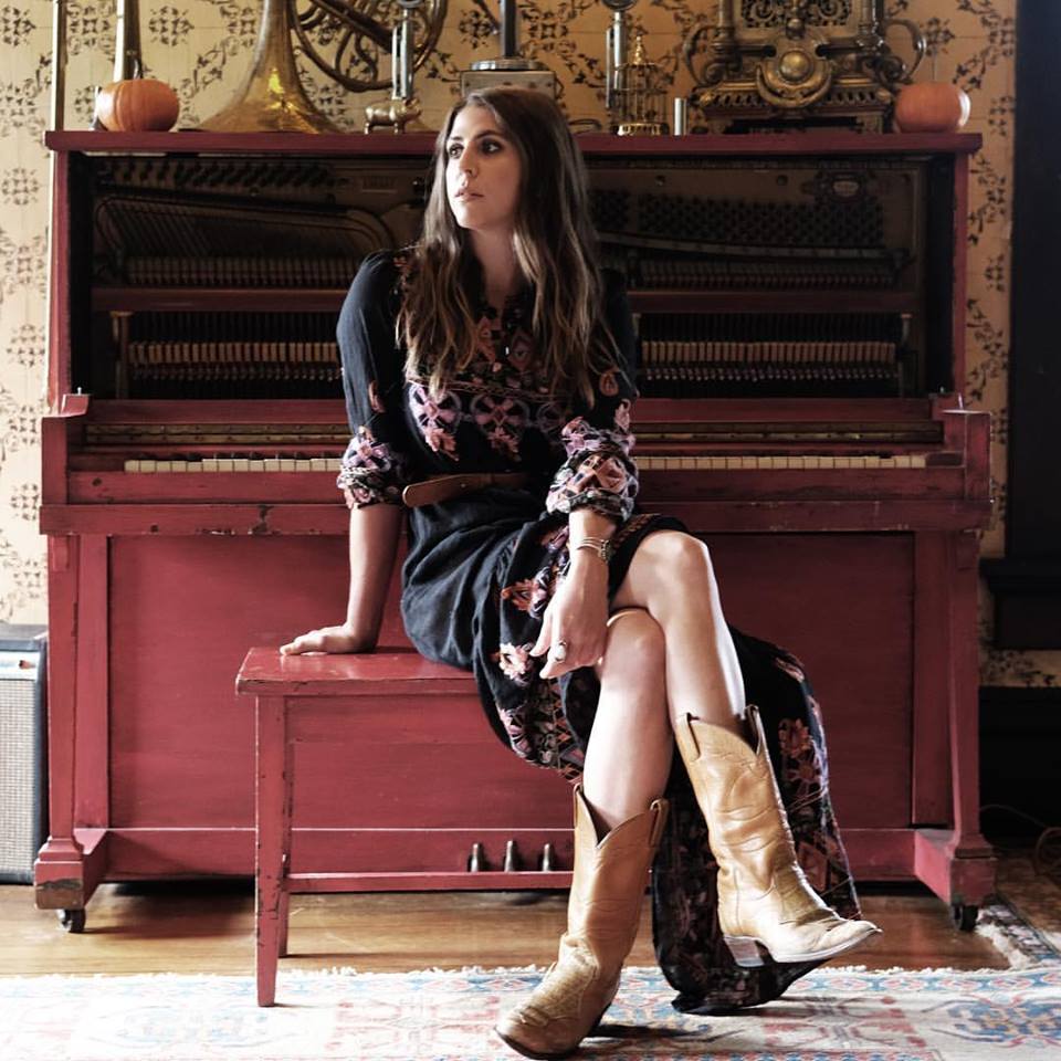 LIVE MUSIC - Music of New Braunfels: Jillette Johnson at Tobin Center ...