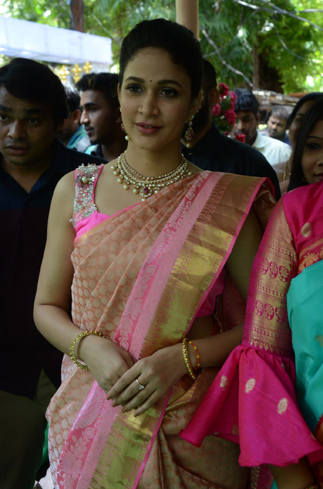 Lavanya Tripathi Swaroopa Reddy Boutique Launch Stills - Latest Movie ...