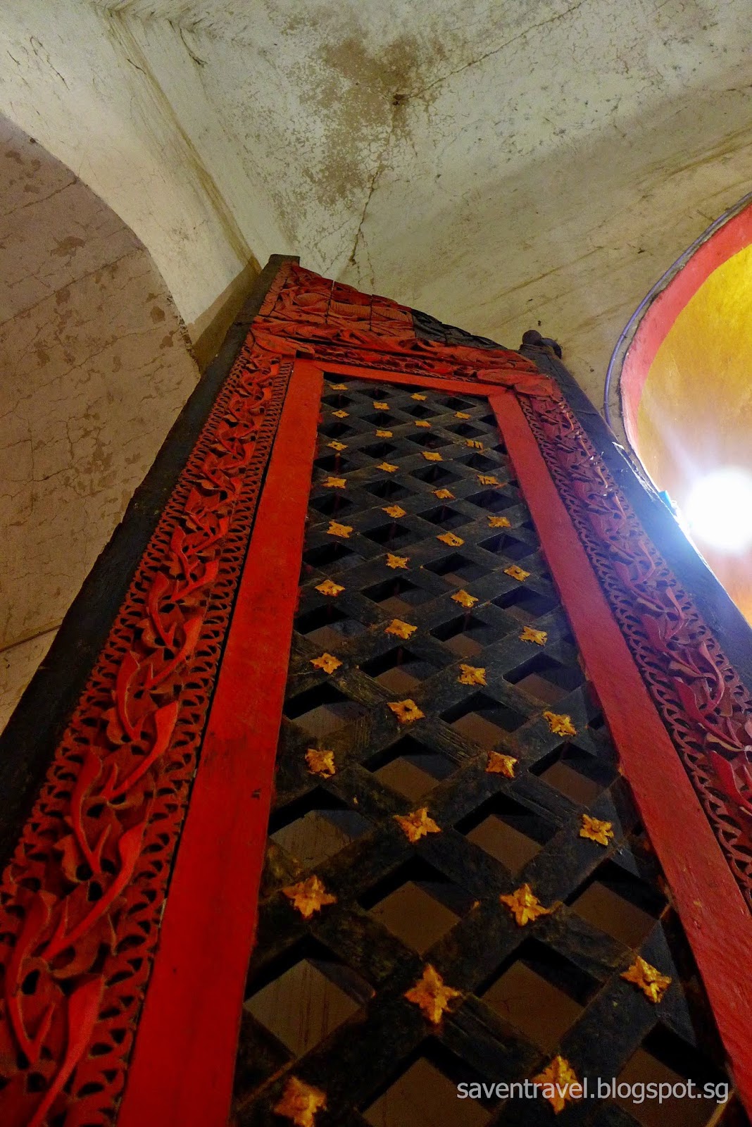 Save & Travel: Temple Run in the Ancient City of Bagan