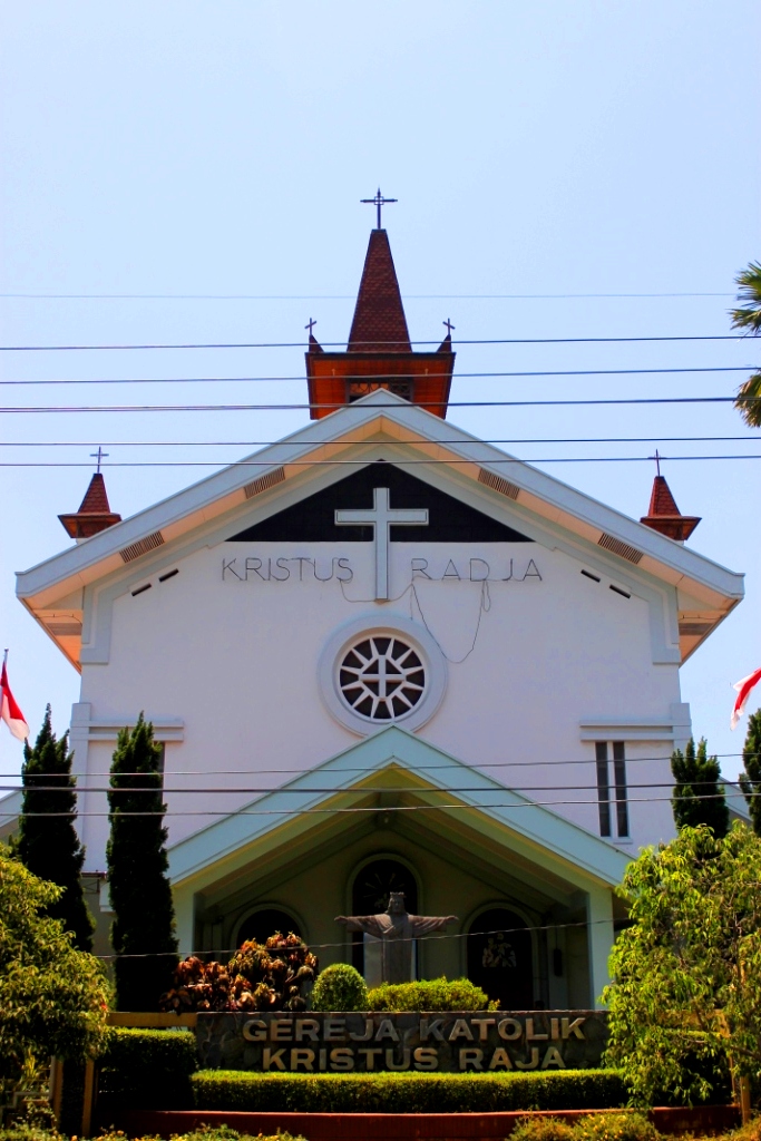 Fotografi Gereja Katolik di Indonesia: Gereja Katolik Kristus Raja ...