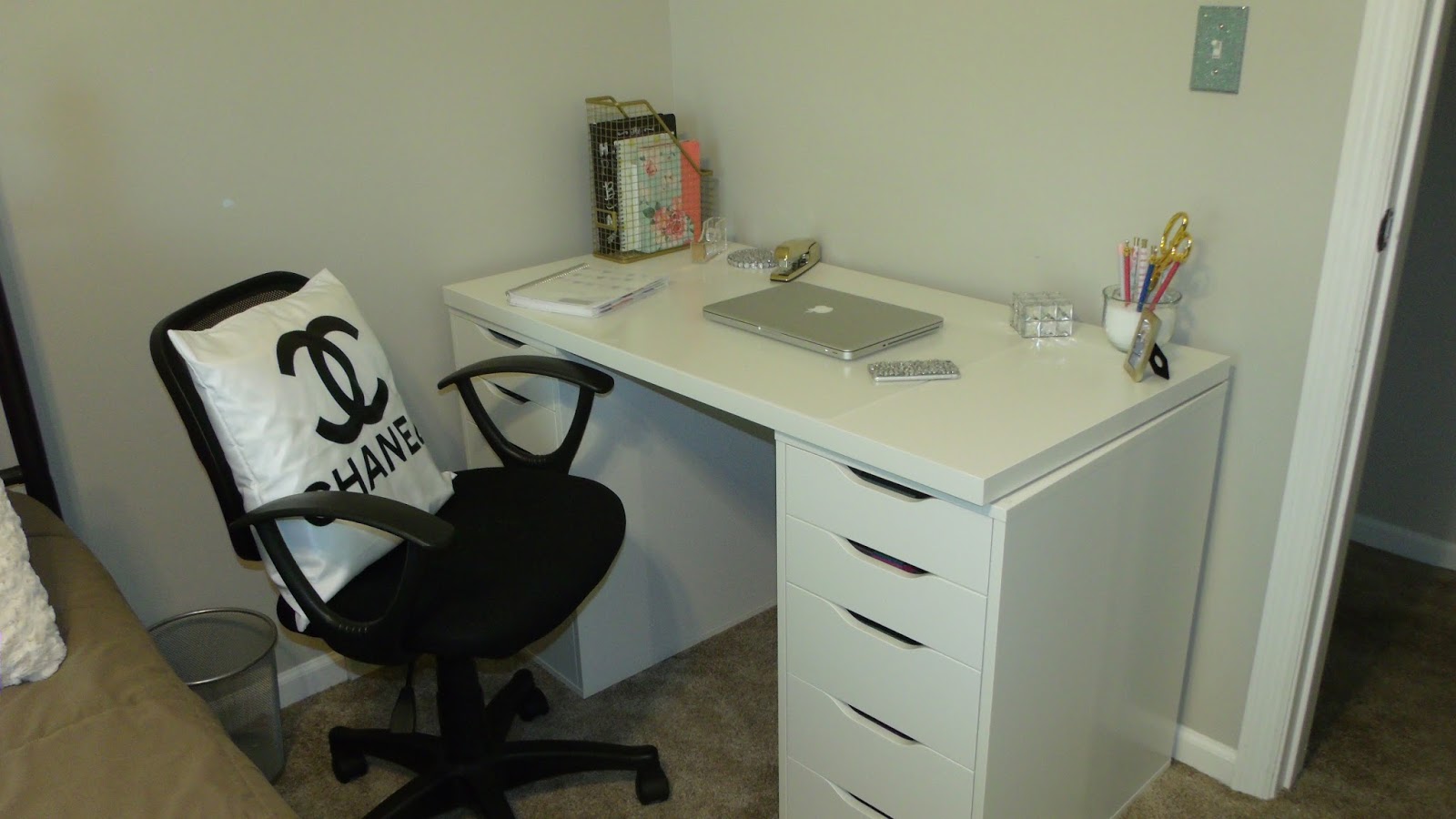 Little Bits of Lacey: Ikea Alex Desk || My Dream Workspace
