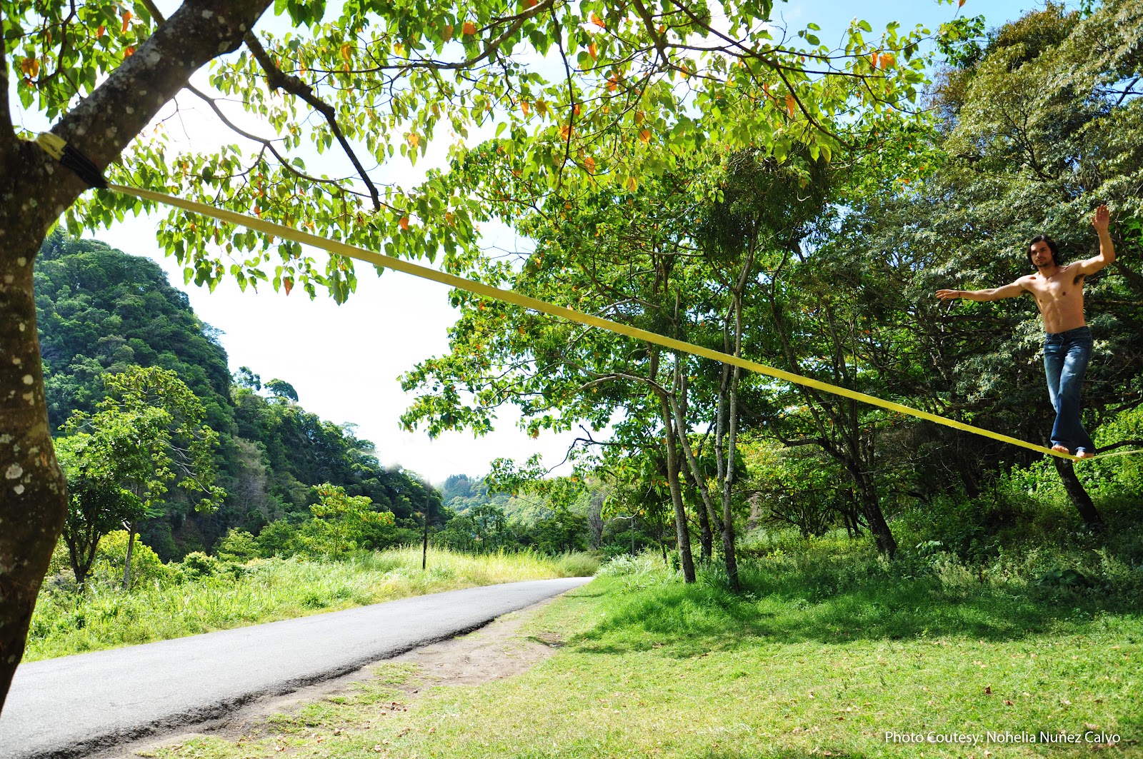 Cesar Augusto Melendez Castillo: Slacklining & Highlining Training