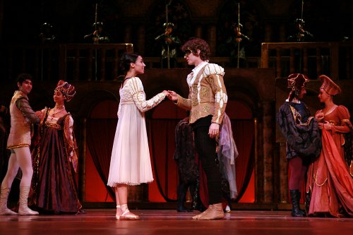 Gabrielinas: Género Dramático o teatral