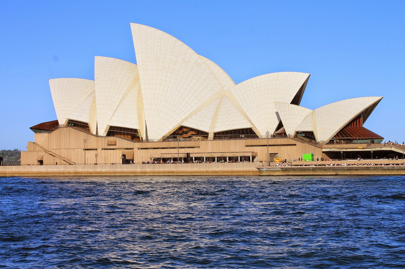 Anne-Marin Aamukahvit: Sydney / Oopperatalo