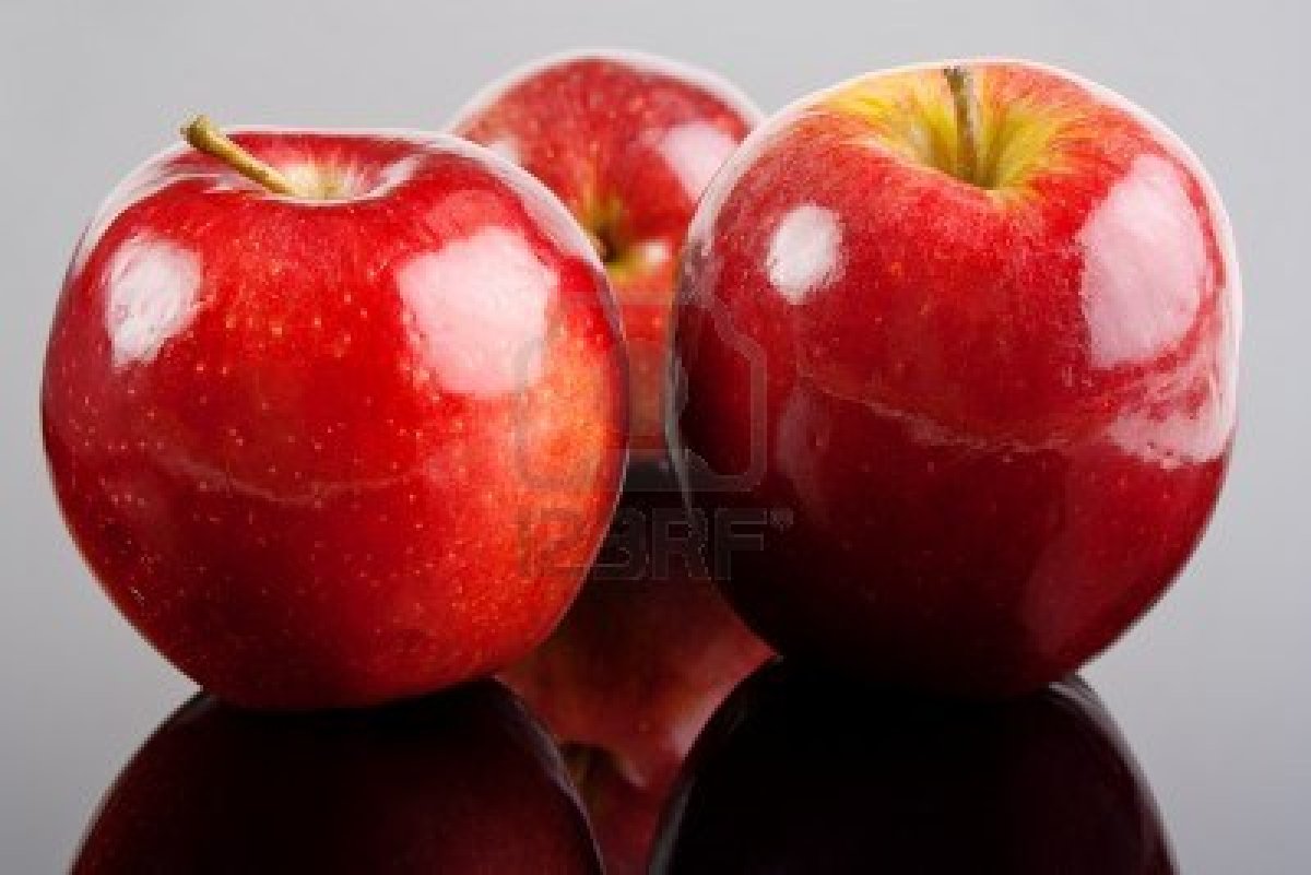 daydream believer: OILY APPLES