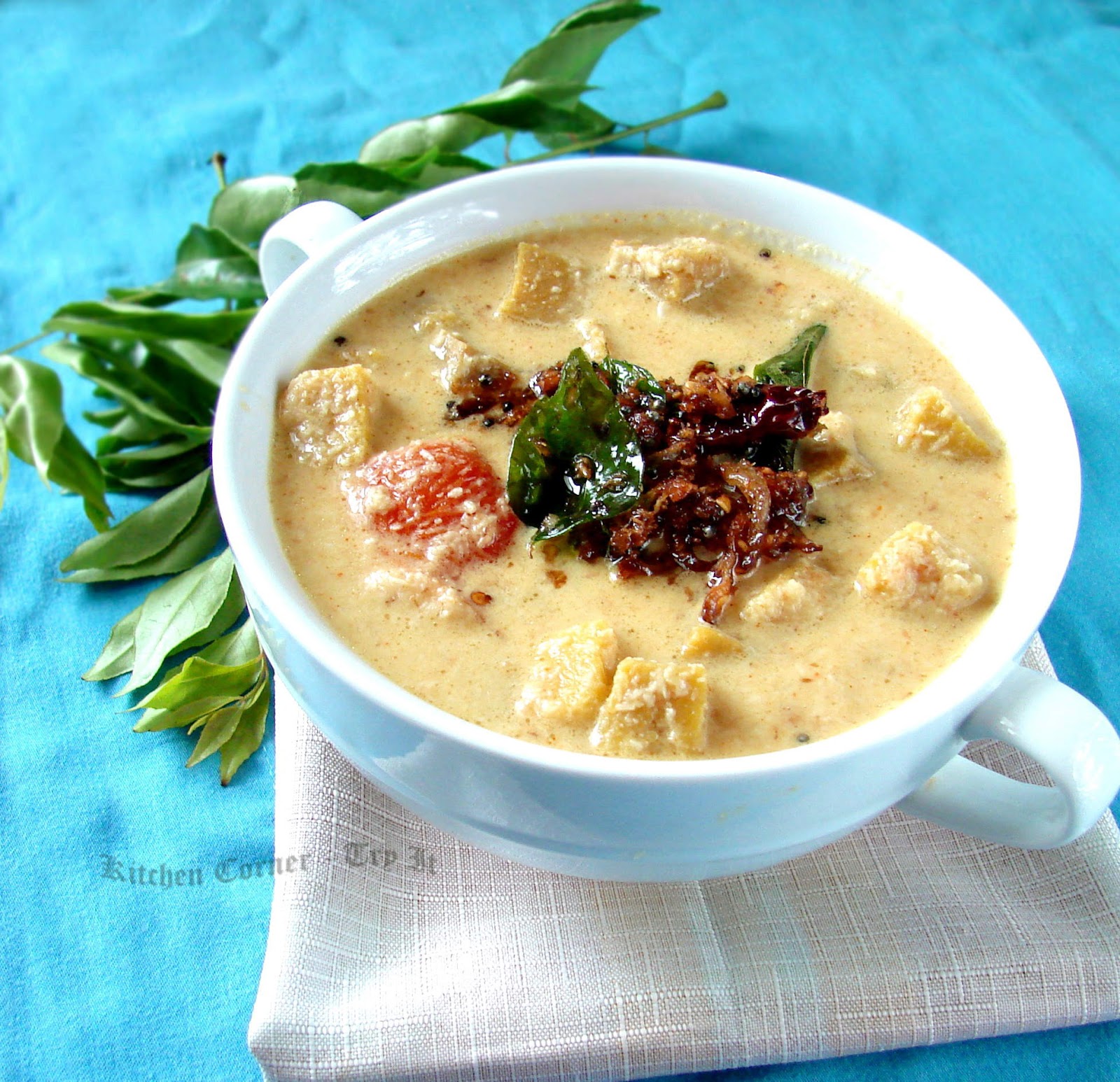 Chena Thenga Aracha Curry/Yam Coconut Curry
