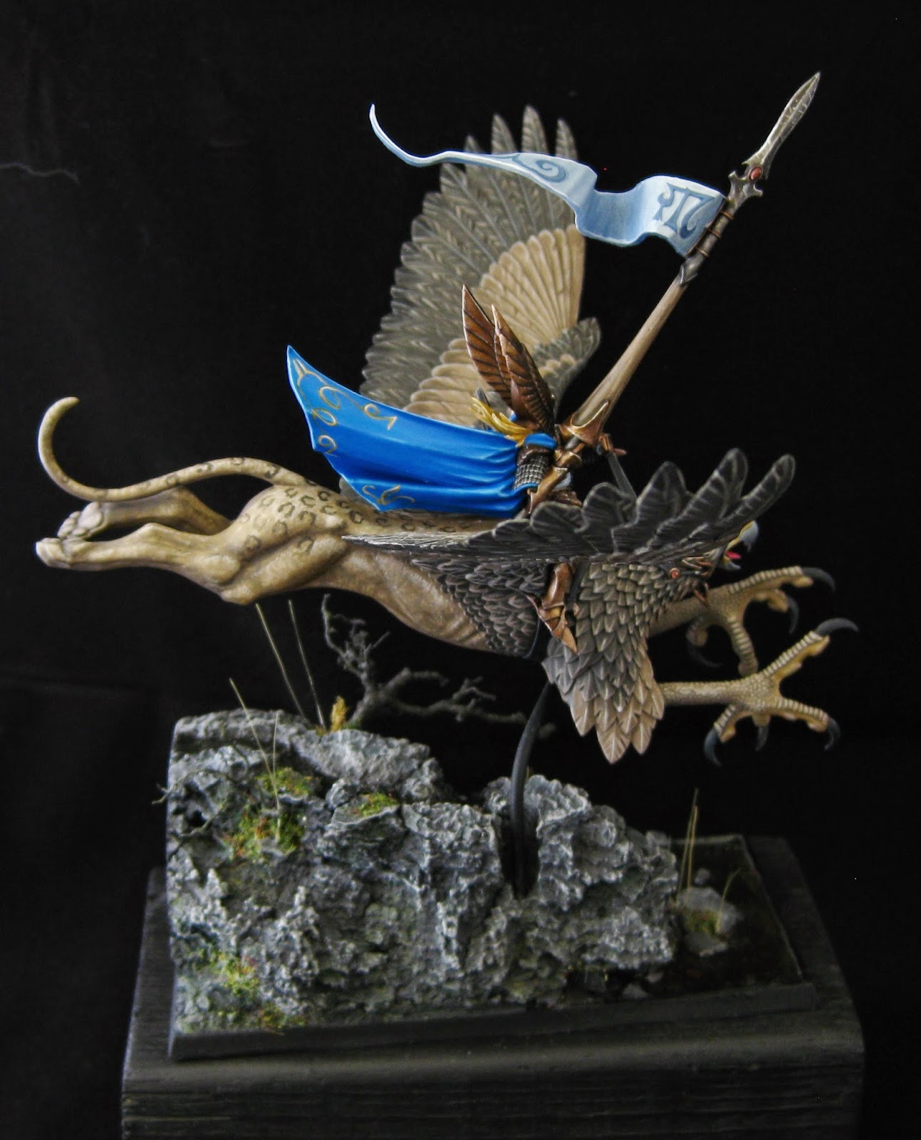 Black Dagger Paint: HIGH ELF PRINCE ON GRIFFIN FINISHED.