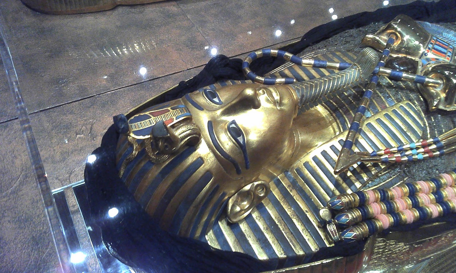 Axel Lembrechts: Cultuurportfolio: Cultuurportfolio 2: Toetanchamon ...