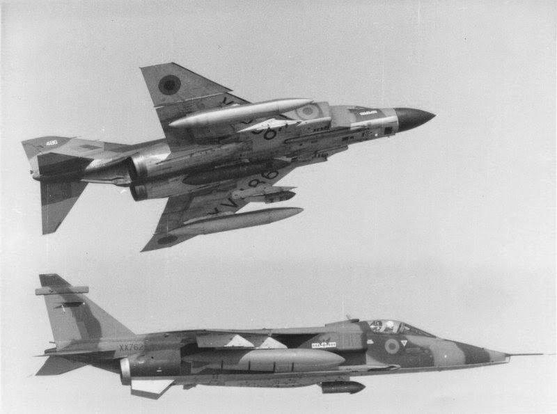 RAF / RN Phantom weapon load photographs - Aircraft Cold War ...
