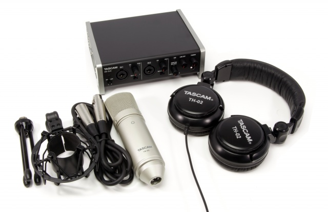 REVIEW: Tascam Trackpack 2x2 | The Test Pit