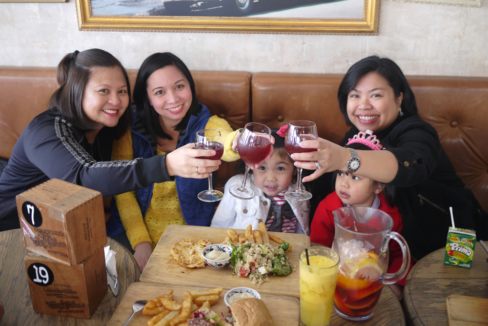 A Wife's Charmed Life: Sunshiny Weekend: Fun Times, Good Food with ...