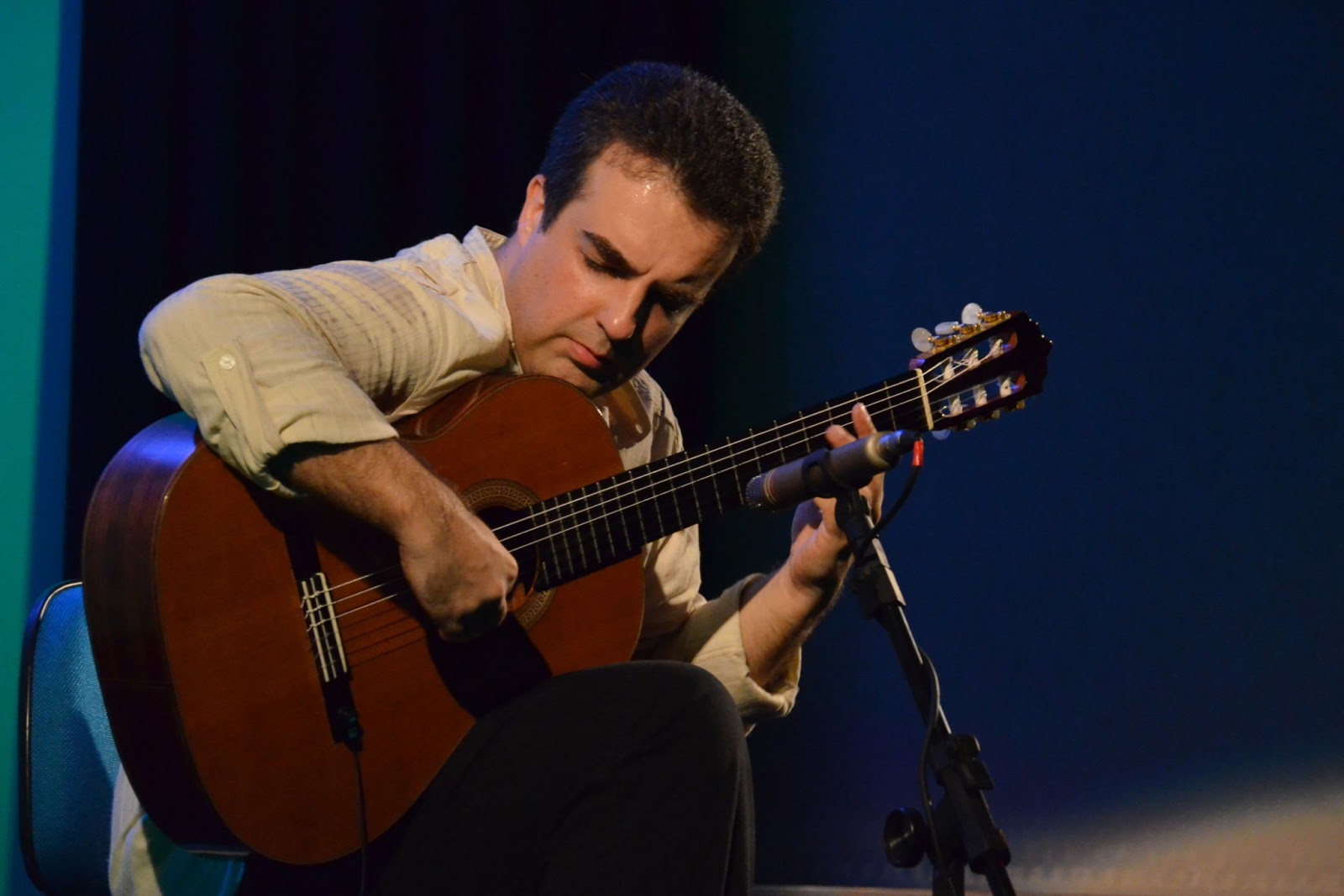 Associação de Violão de Itajaí - AVI: novembro 2012