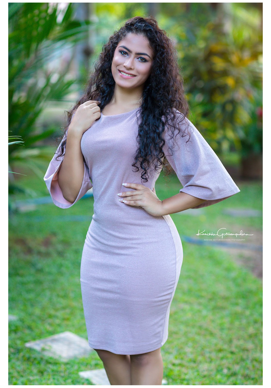 Sri Lankan Actress and Models Images: Sandani Frenando