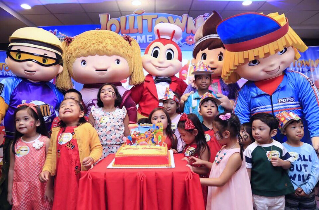 The Bandwagon Chic: A Fun and Exciting Birthday Awaits Kids at the ...