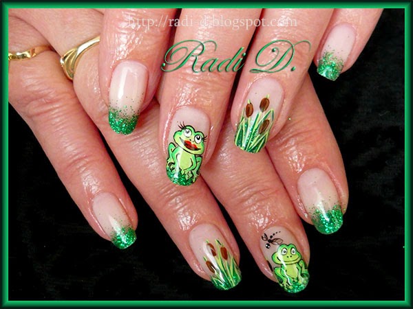 It`s all about nails: Frogs with gel polish and dry glitter