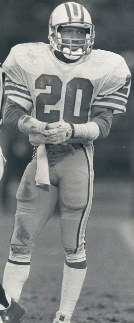 Tomfoolery: Willie Tullis, Football Star