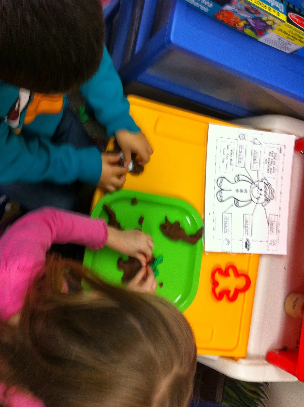 Gingerbread -Science Center - The Five Senses | Ms.Vonda's Pre-K at All ...