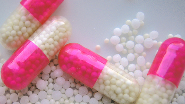 LA DROGADICCIÓN: TIPOS DE DROGAS Y SUS EFECTOS