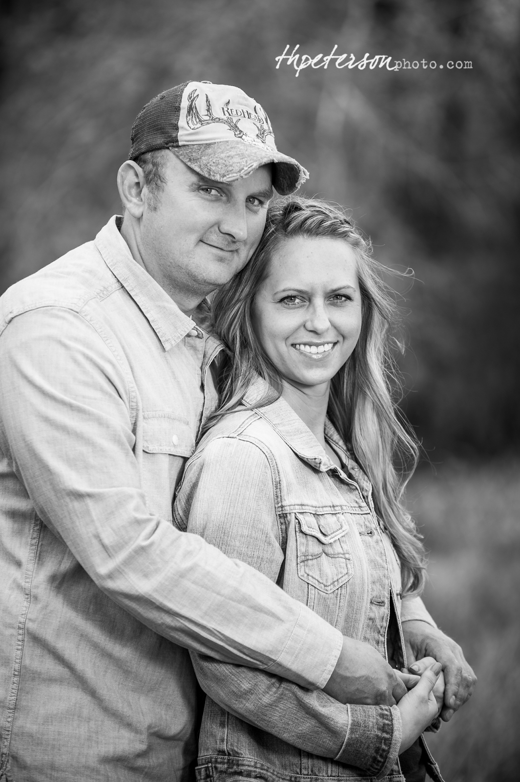 Jessica and Craig's Engagement Session - Topeka, KS Professional Family ...