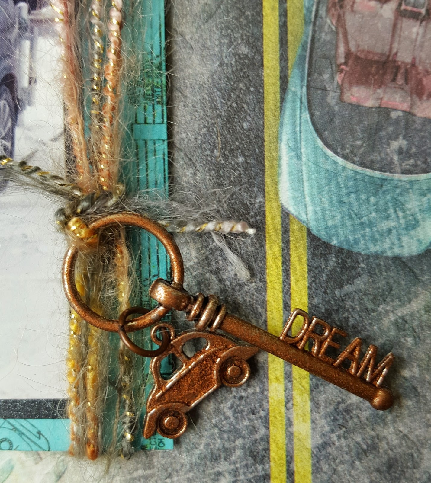 Finding Your Niche: Club Scrap May Challenge with Creative License