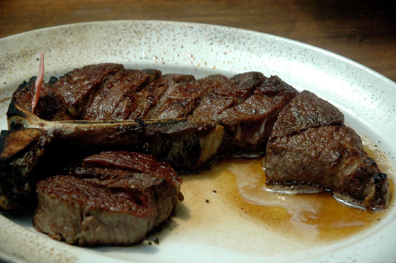 DUDE FOR FOOD: Prime Rib Weekends and Porterhouse for Two at Wolfgang's ...