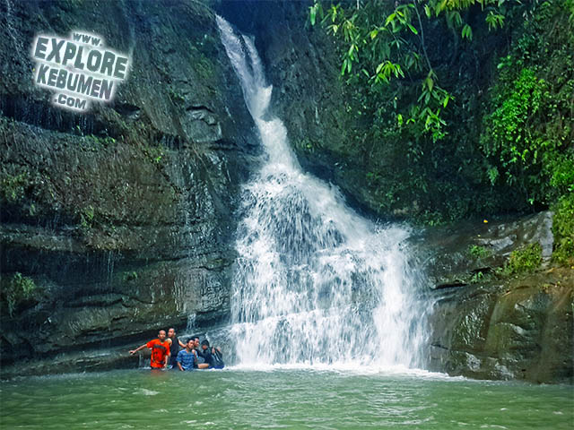 Pesona Curug Silangit Sruweng Kebumen - Wisata Kebumen
