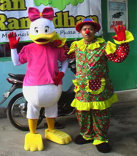 JUAL KOSTUM BADUT MURAH BERKWALITAS SURABAYA