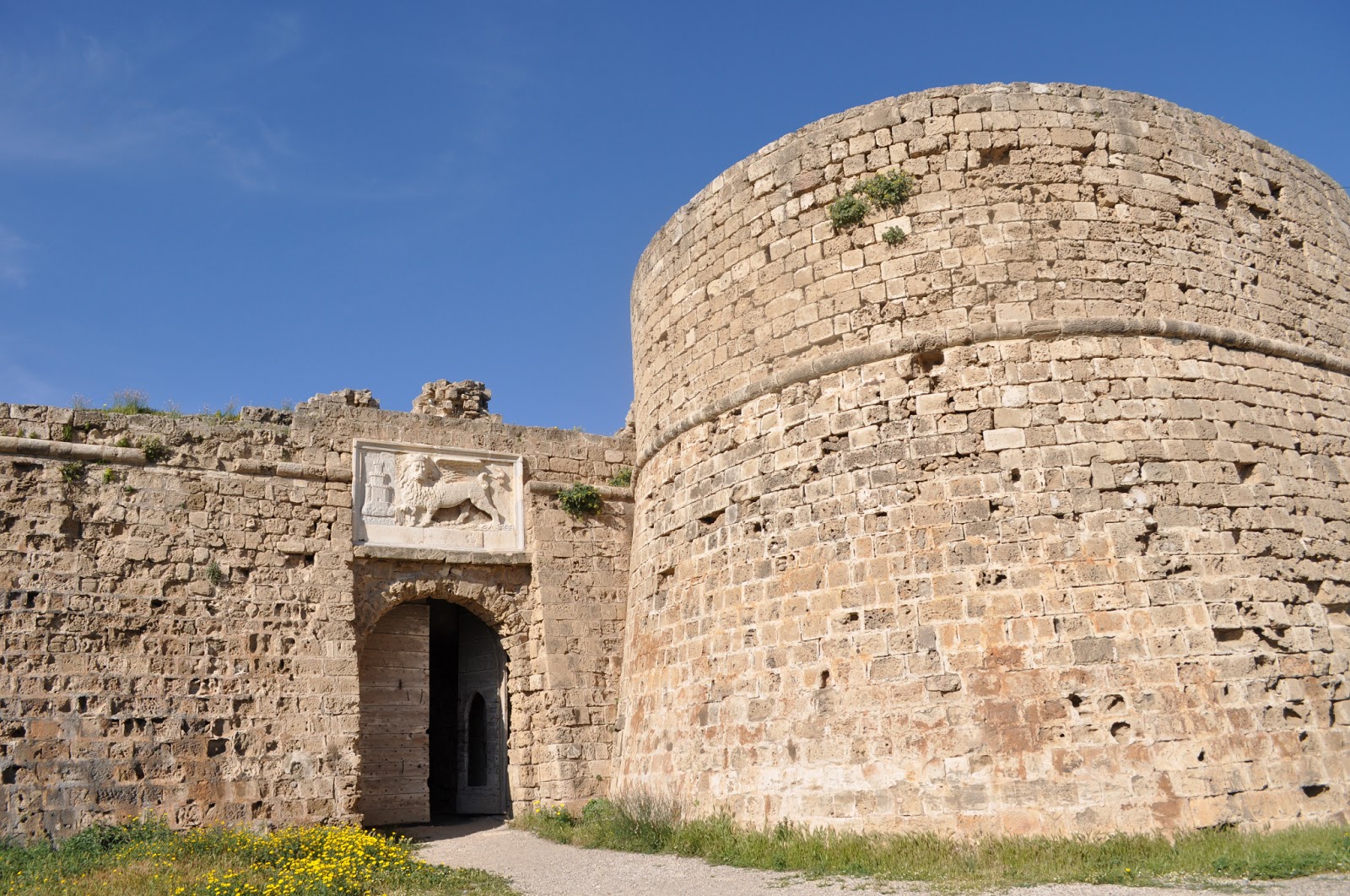 North Cyprus Castles / Kuzey Kıbrıs Kaleleri: Othello Castle / Othello ...