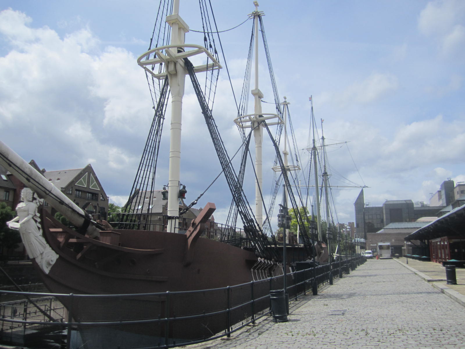 Gingle lists everything: Wapping, Execution Dock, 23rd June