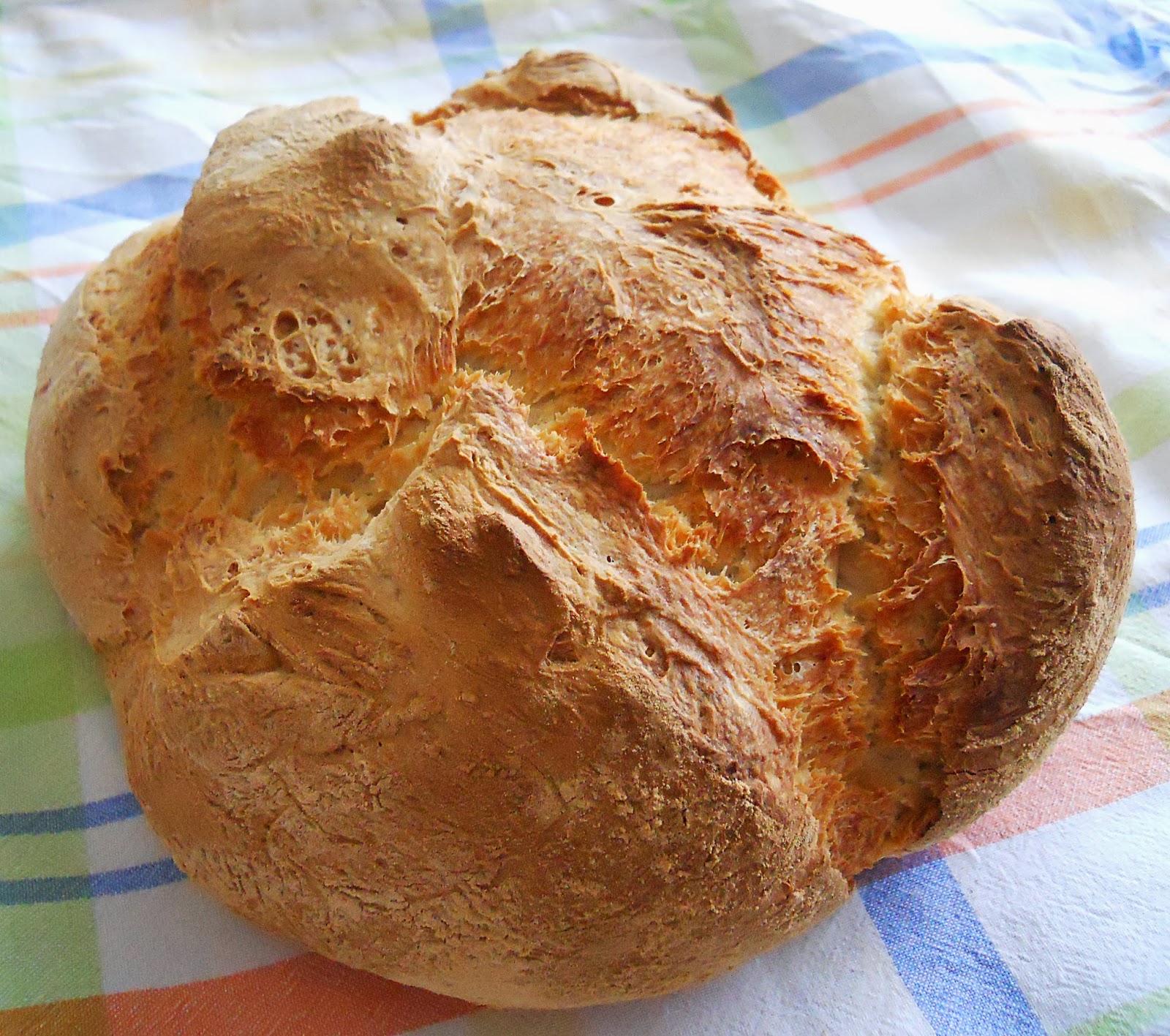 ENVUELTA EN SARTENES: PAN REDONDO