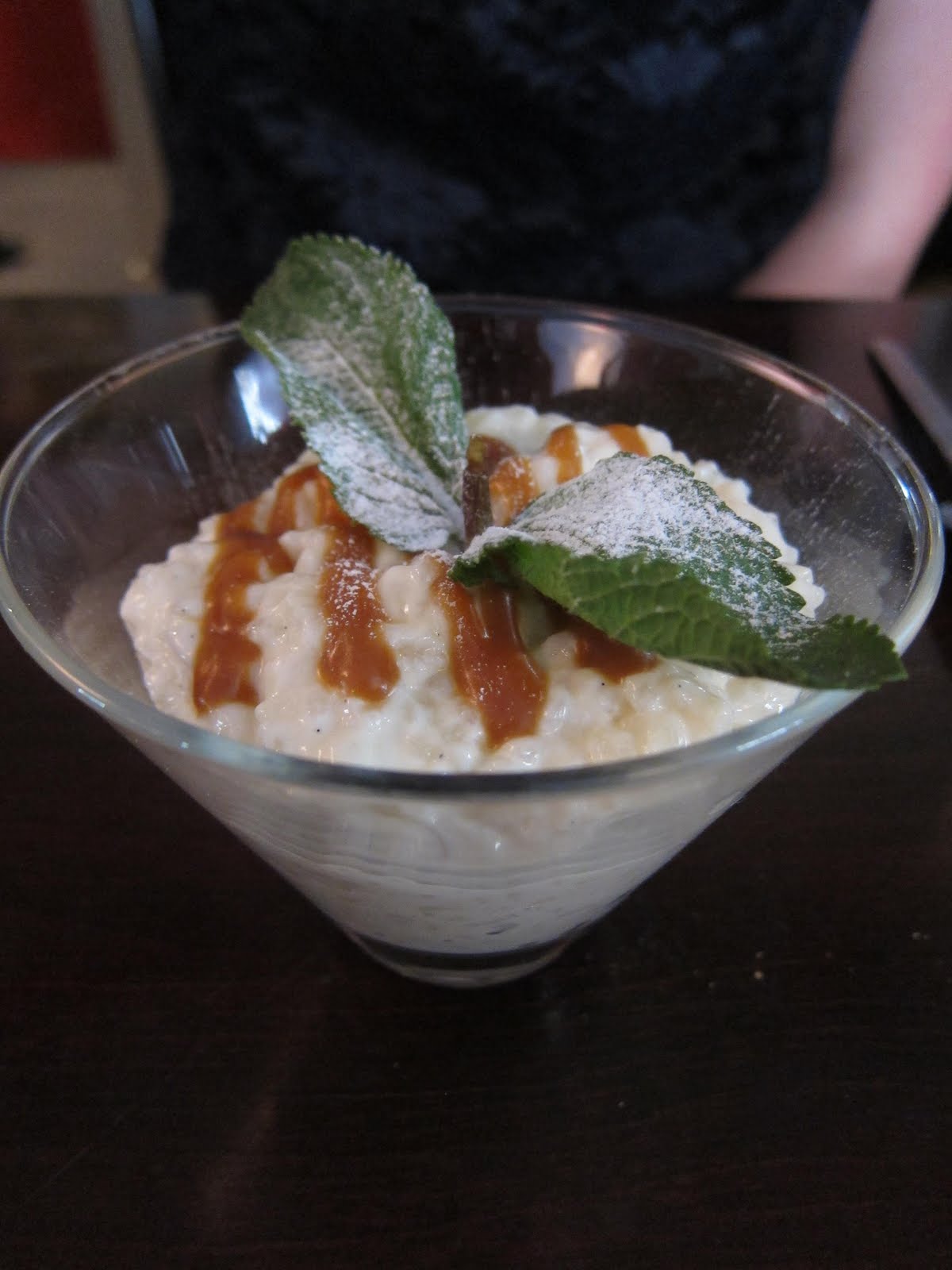 Midwestern Masticatory Musings: Cafe Constant, Paris France