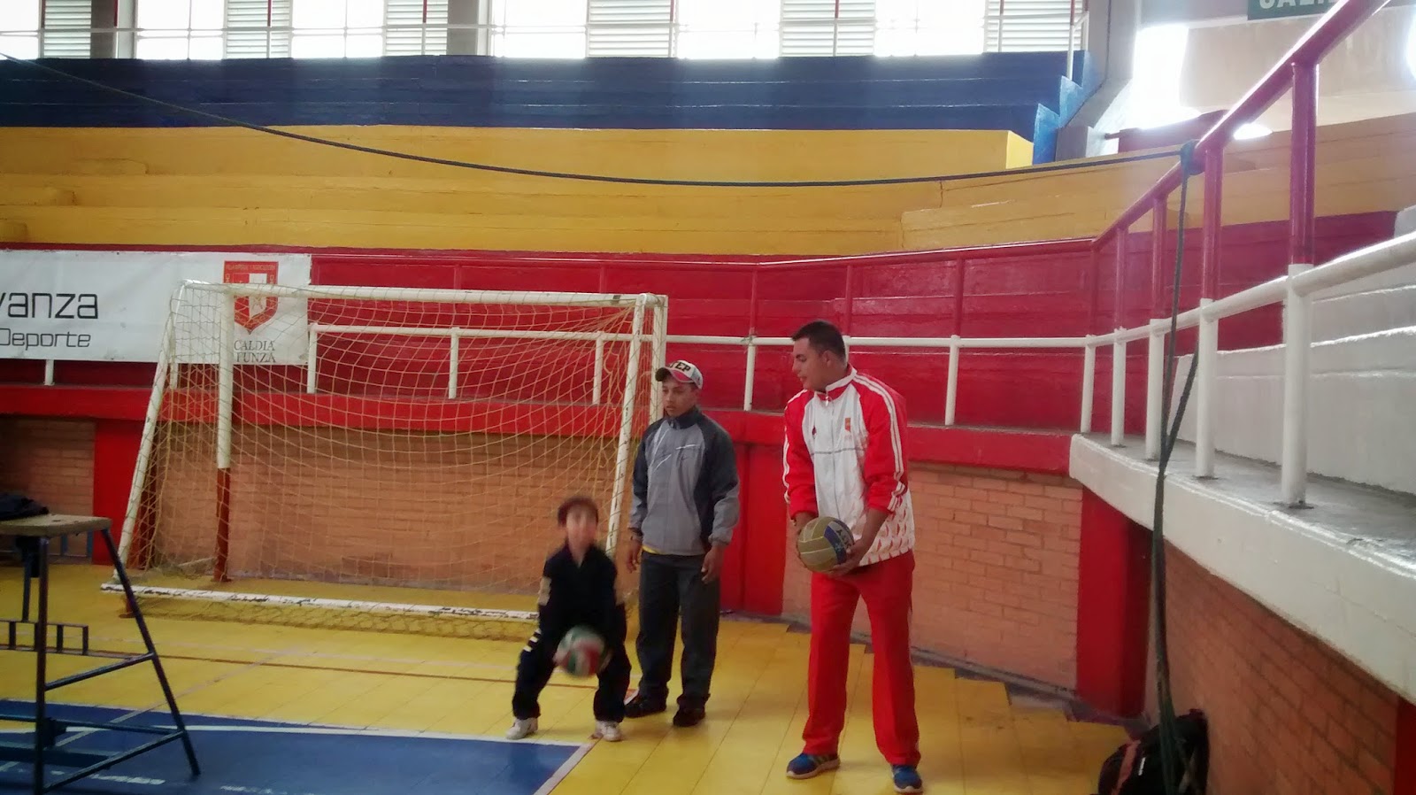 HIJOS DE ESCUELA: POLIMOTOR CUNDEPORTES