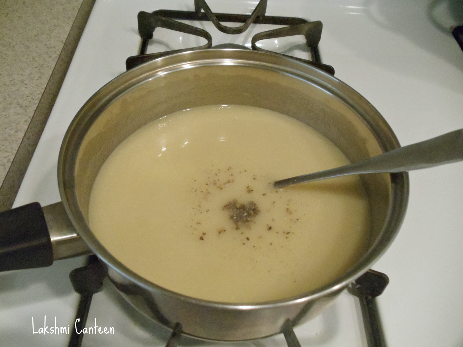 Lakshmi Canteen: Tandla Godshe (Rice Payasam)