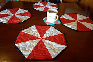 The Berry Bunch: Finished Octagonal Placemats